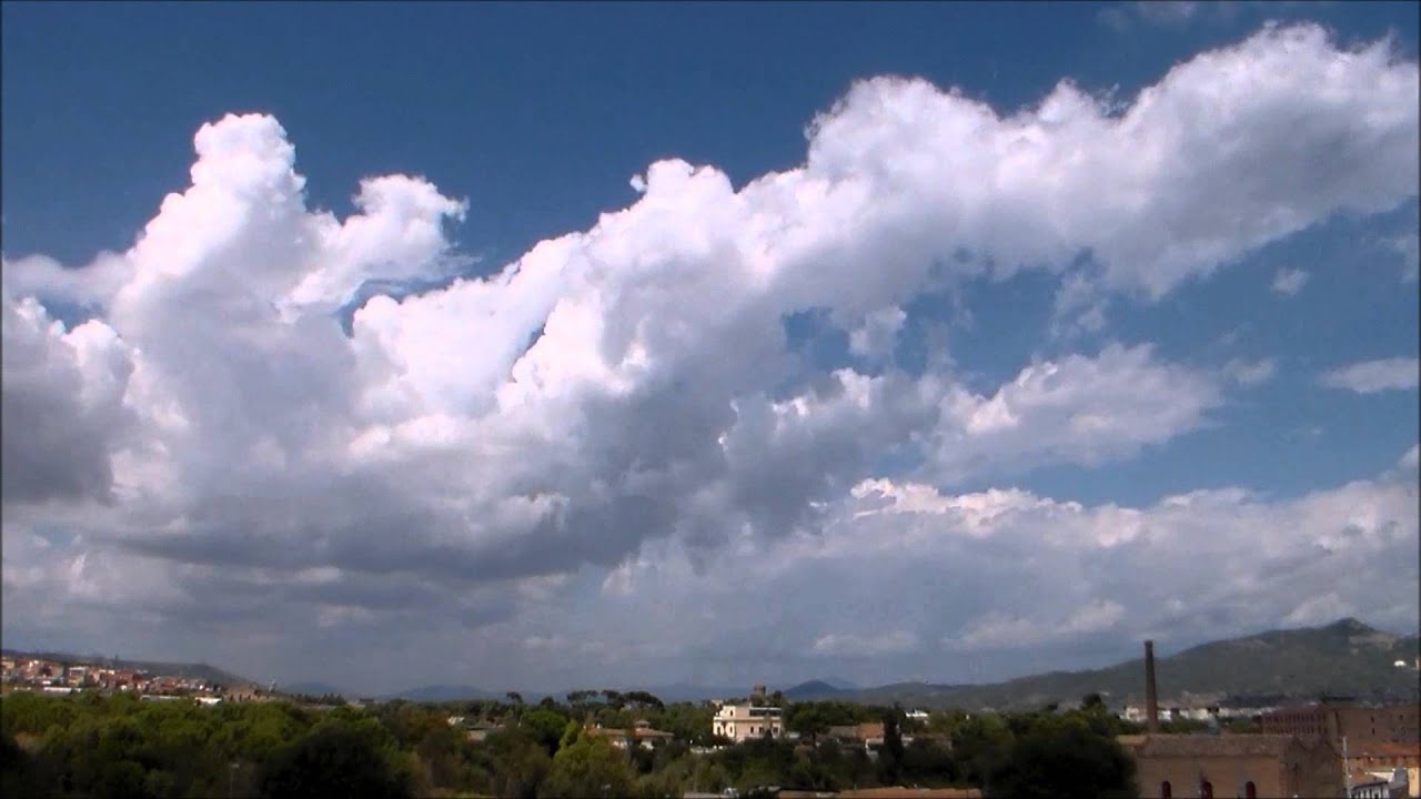 TIMELAPSE 27 Y 29 8 2013 NUBES BAJAS, CÚMULOS Y CUMULONÍMBUS - YouTube