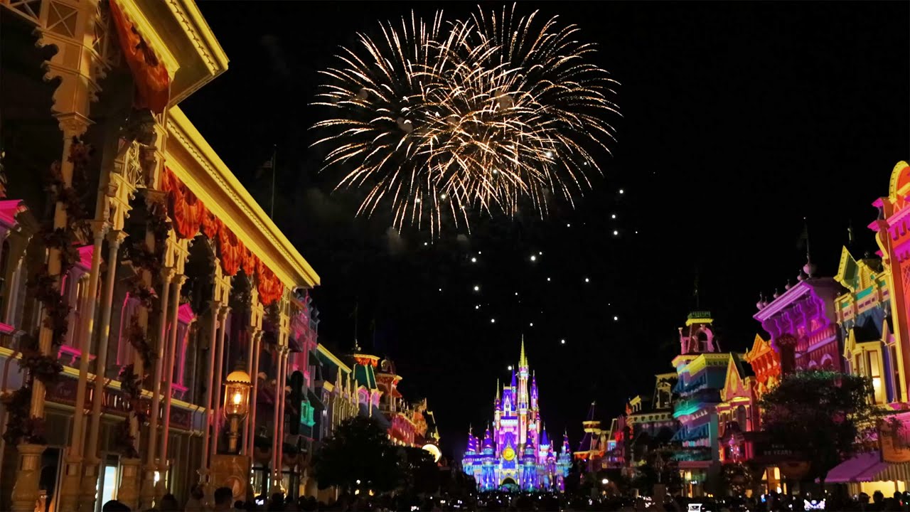 Disney Enchantment Fireworks 10-01-2021 - Magic Kingdom - YouTube