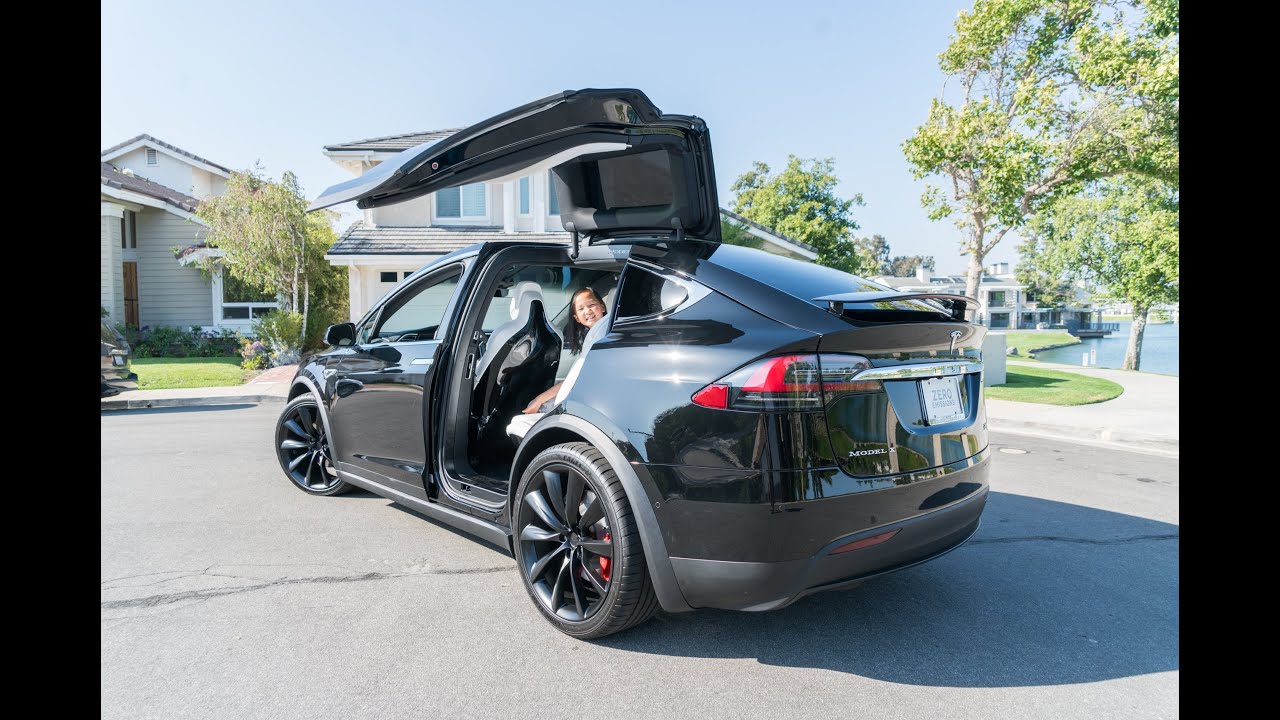 Crazy Tesla Model X Tech Features - YouTube