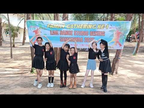 LINE DANCE - AYAYA (Get It) | BENING STUDIO SAMARINDA - YouTube