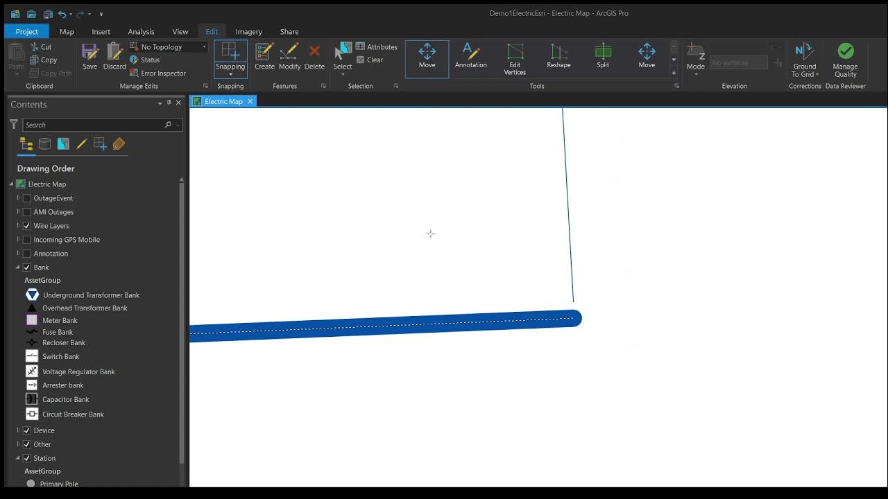 How to Snap Line Features using the Move Tool - YouTube