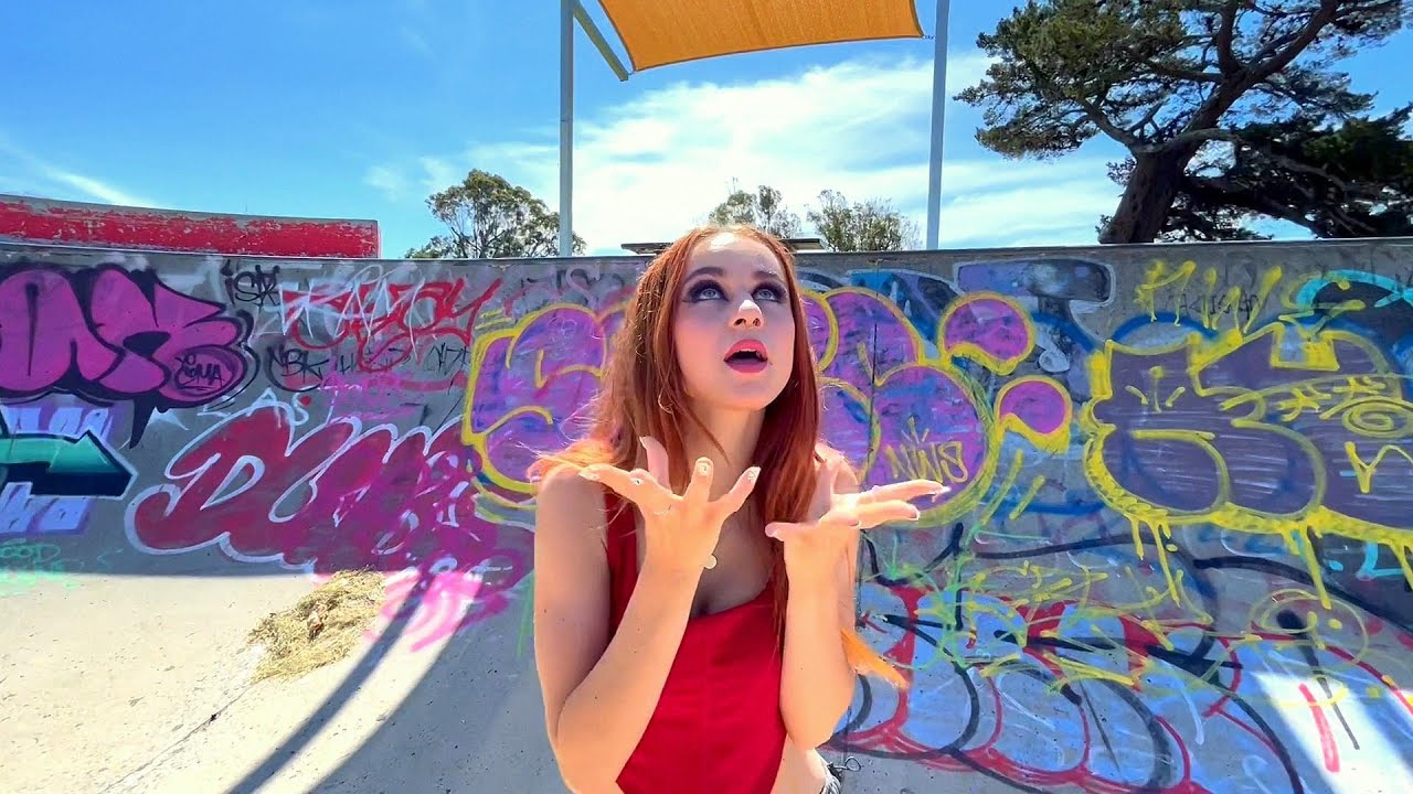 Goosebumps (Official Music Video): Sophie-Maude - YouTube