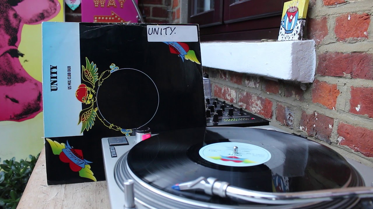 Unity - Unity (USA mix) Sasha @ Shelleys piano house 1991 - YouTube