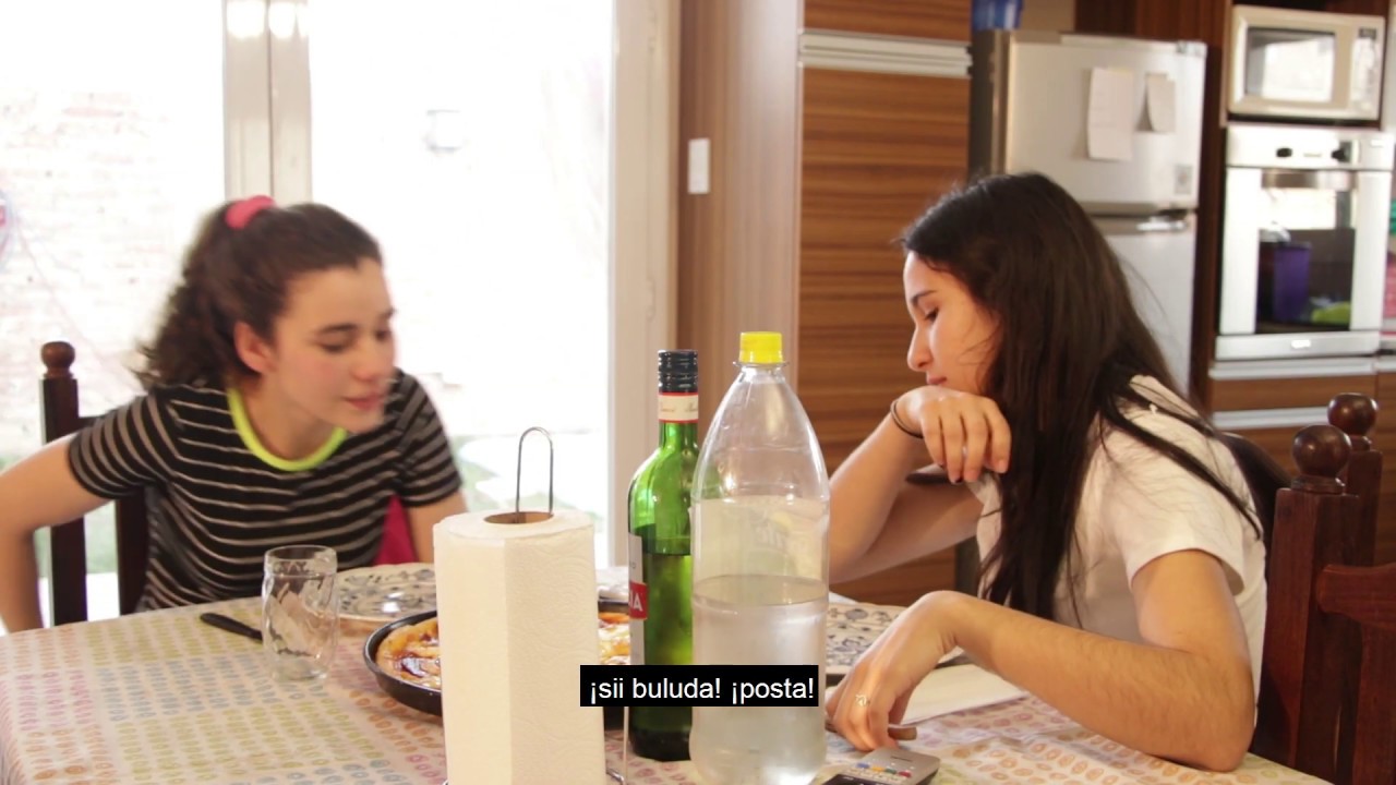 ALGO EN COMUN (cortometraje) - YouTube