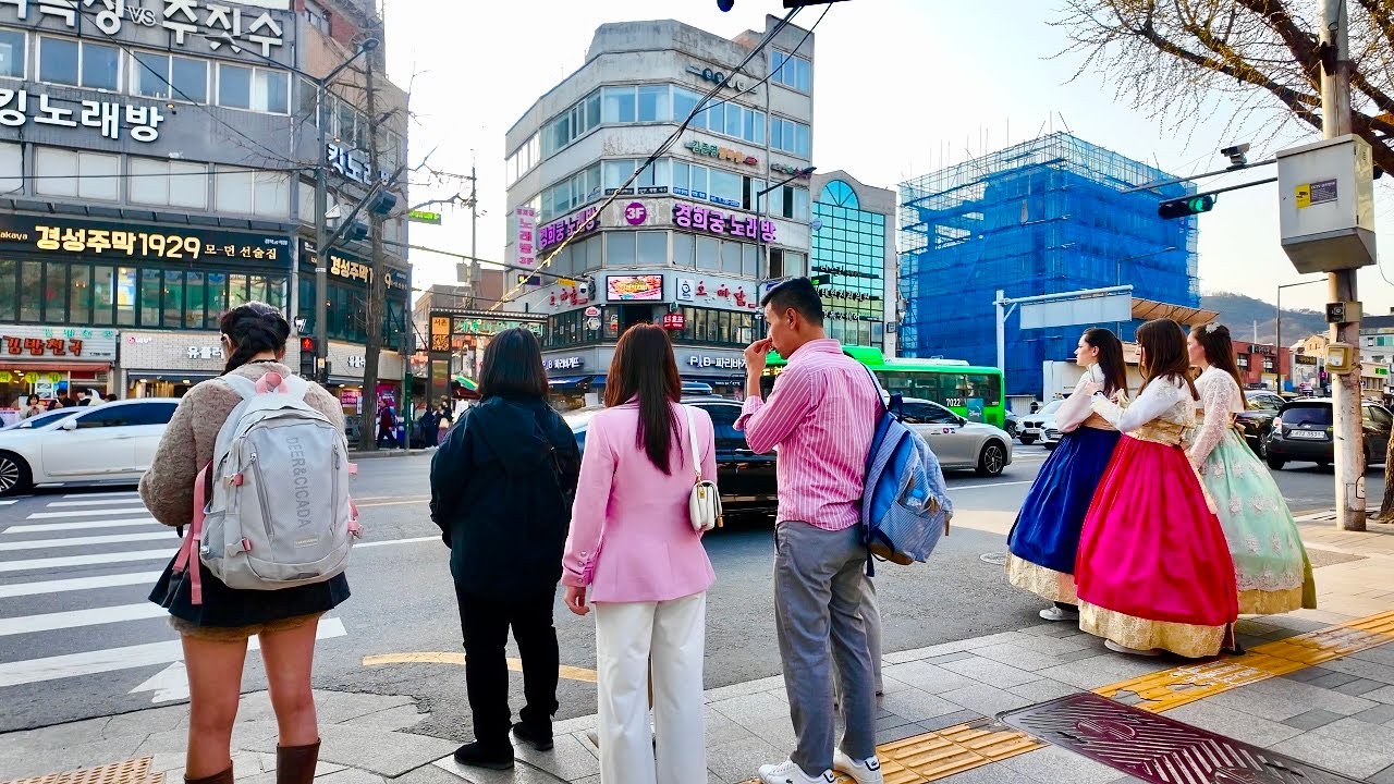 [4K] 서촌마을 효자동 산책 Korea Seoul Seochon Village Hyoja-dong walk - YouTube