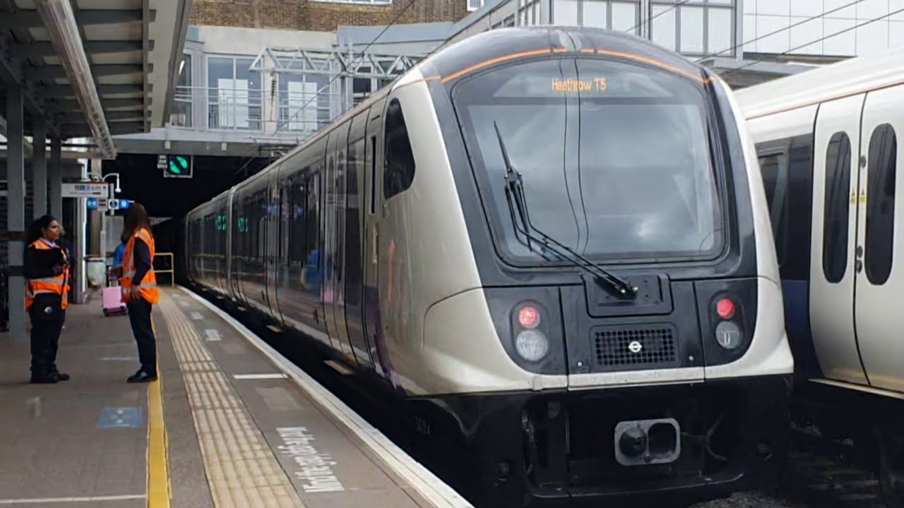 Elizabeth Line at Paddington and Ealing Broadway - YouTube