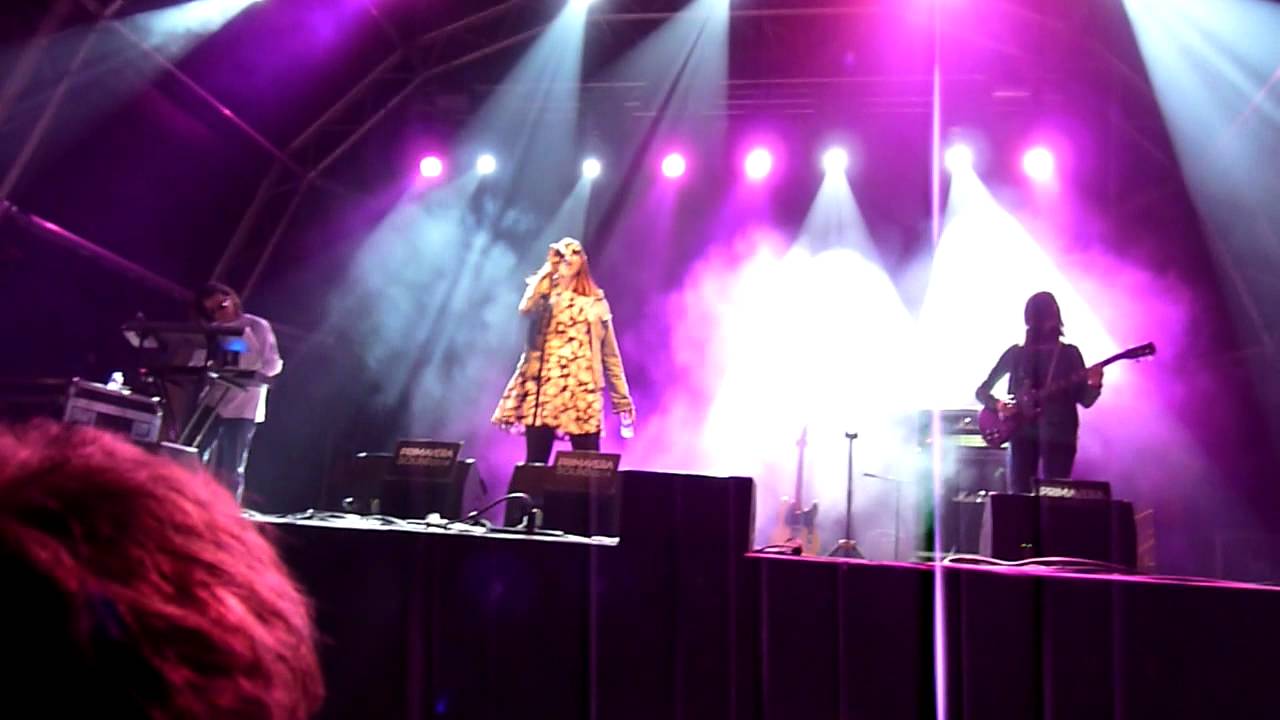 Helen Love 12 - Does Your Heart Go Boom - YouTube