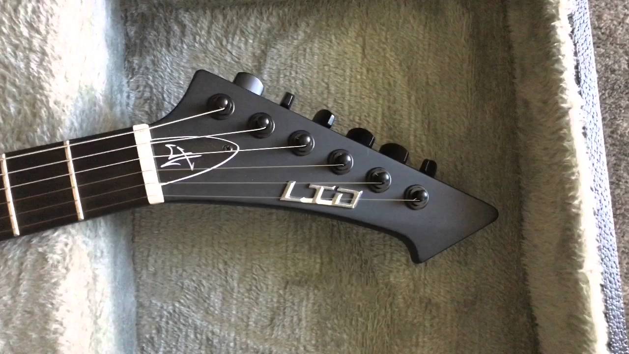 ESP LTD Snakebyte Satin Black Unboxing - YouTube