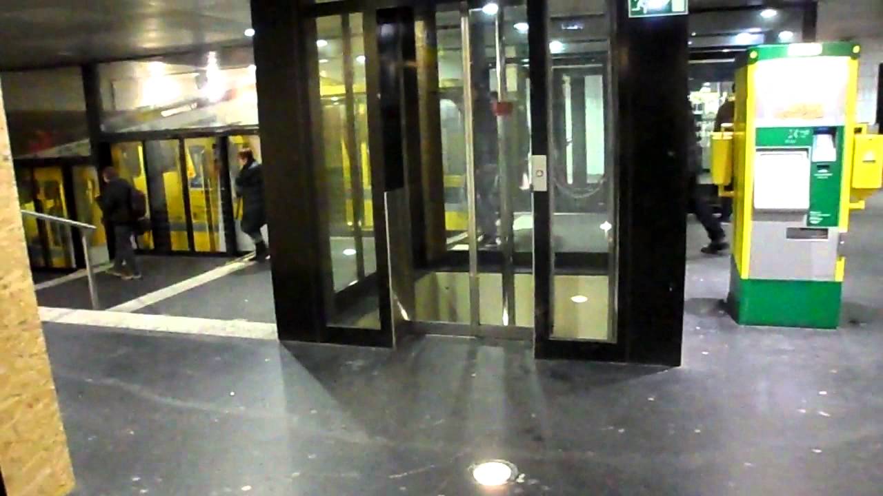 Schindler Elevator railway station Neuchâtel, Switzerland - YouTube