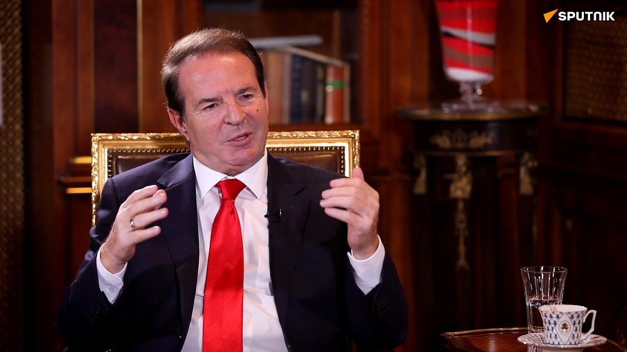 Bogoljub Karić - Pećanac na krovu sveta | Dok anđeli spavaju - YouTube