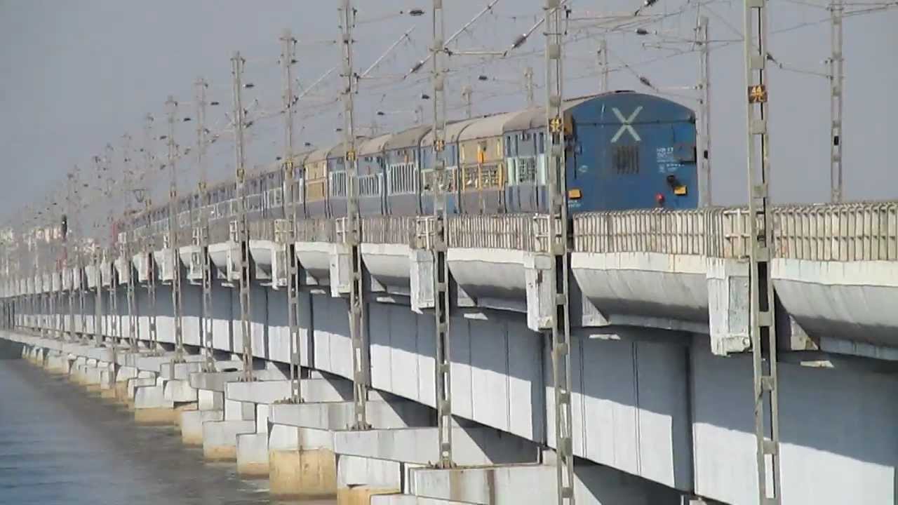 Breathtaking view of Karnavati Express over mighty Vasai Creek!! - YouTube