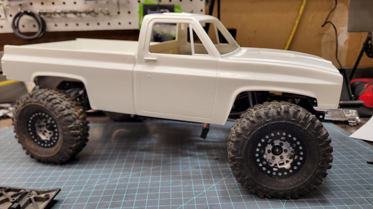 RC CRAWLER TALK: Ep 2 CLASS 1 SCALE COMP TRUCK BUILD - YouTube