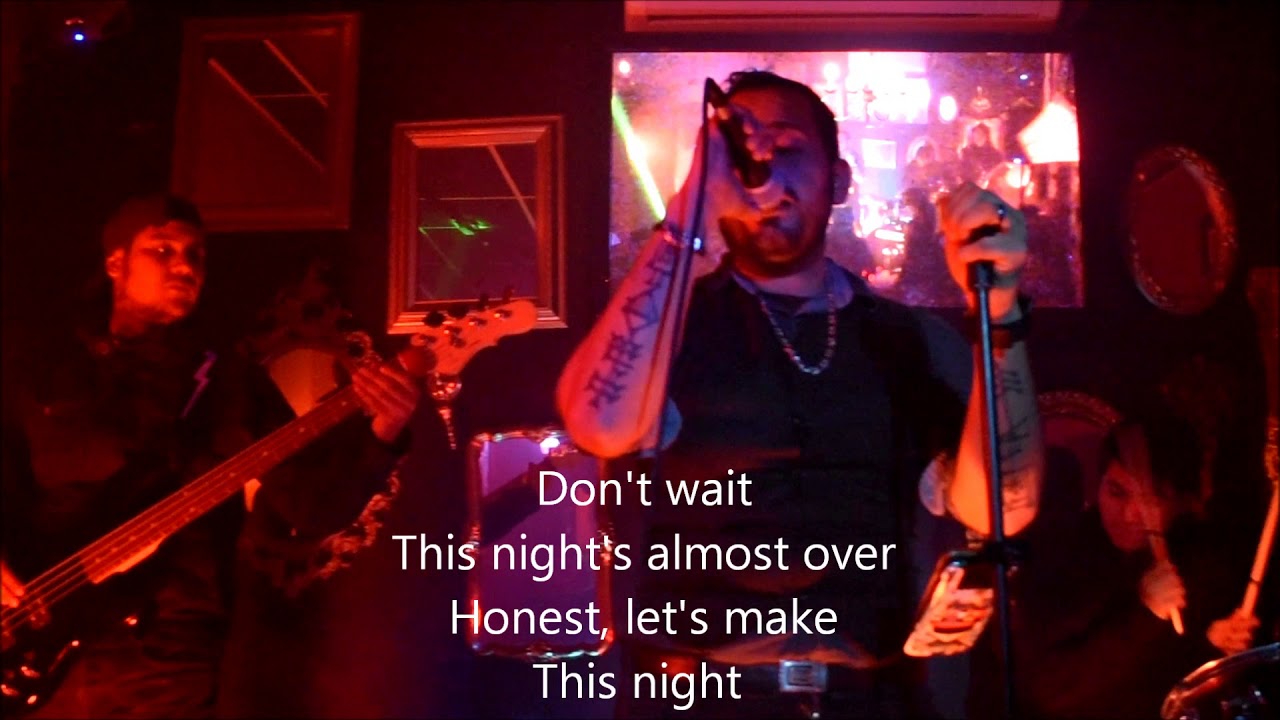 First date with lyrics - YouTube