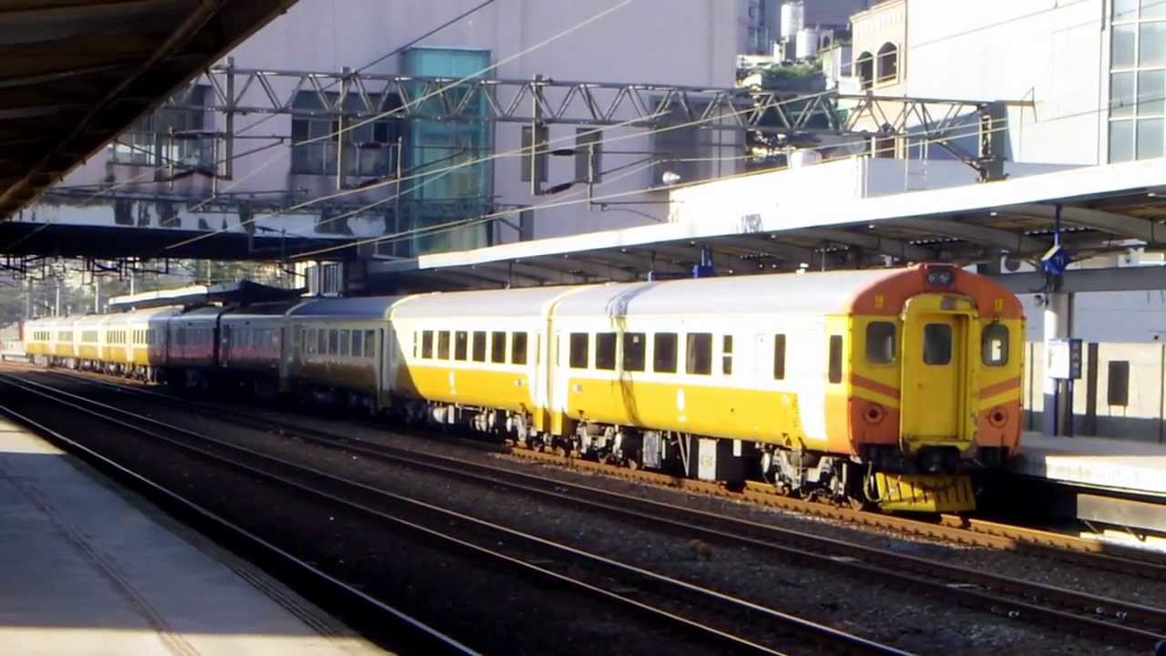 台鐵EMU100型電車 / Taiwan Railway EMU100 series - YouTube