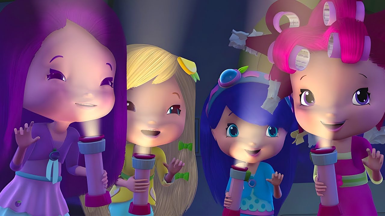 POWER OUTAGE! 🪫 💡 🆘 | STRAWBERRY SHORTCAKE | WildBrain Kids - YouTube