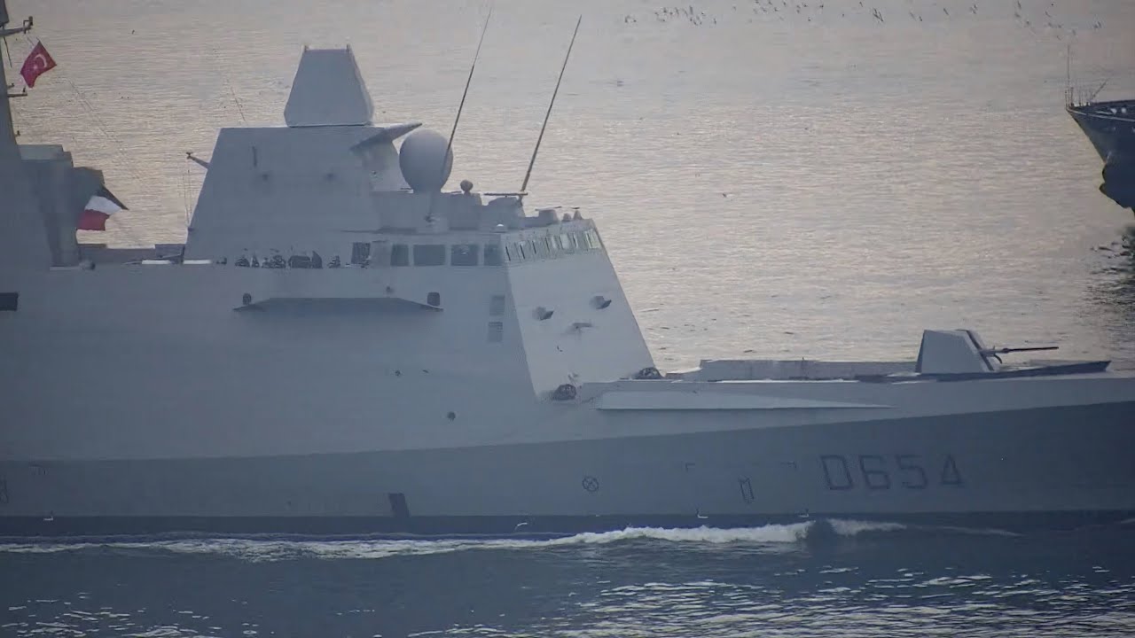 French Navy Aquitaine-class frigate AUVERGNE transits Istanbul strait ...