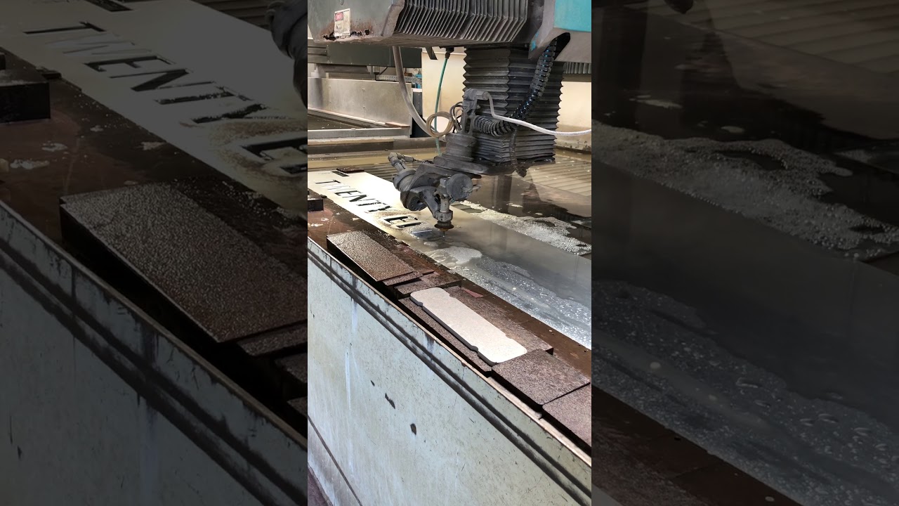 Flow Mach 4 4020B Waterjet - YouTube