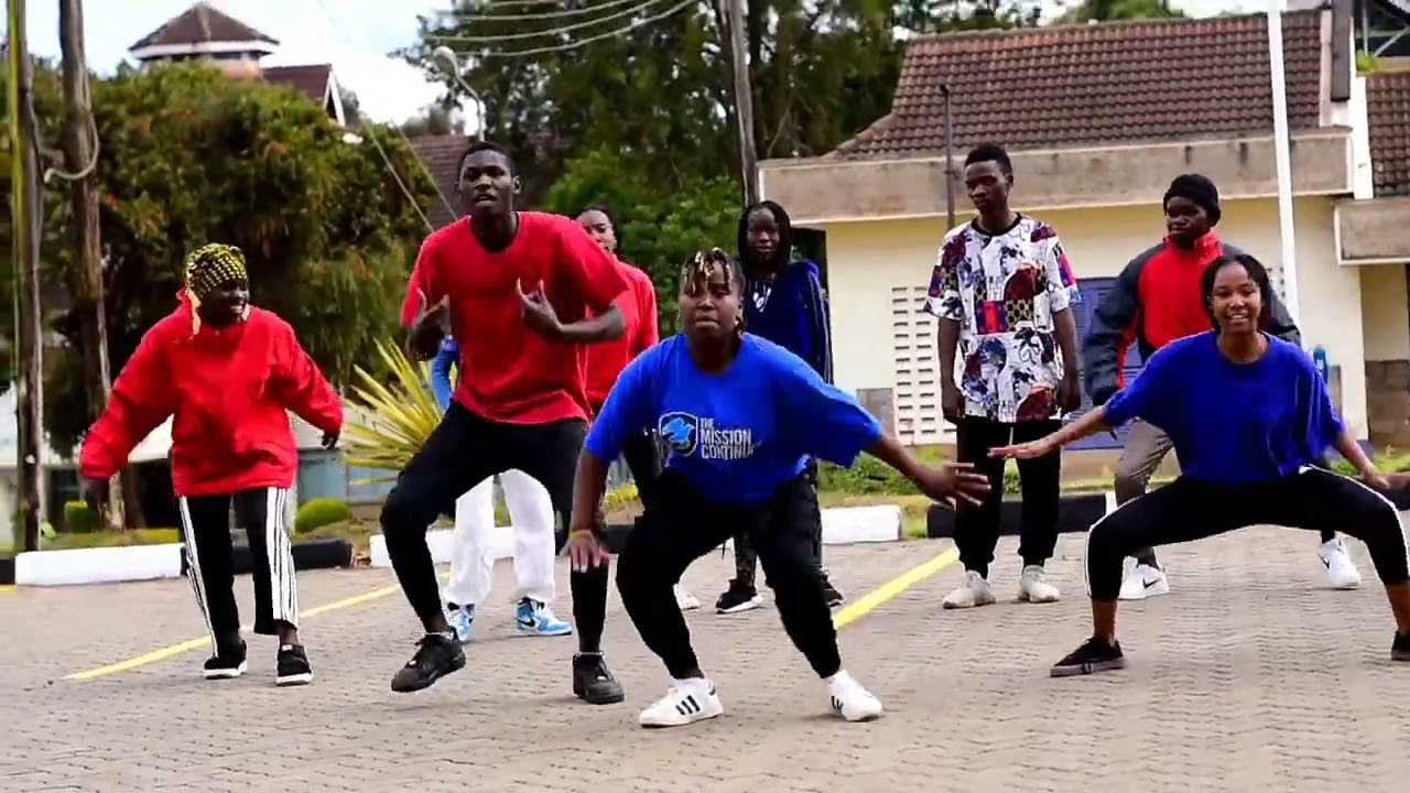 Kizz Daniel Empire_cough dance choreography by SIREN DANCE CREW 🔥 - YouTube