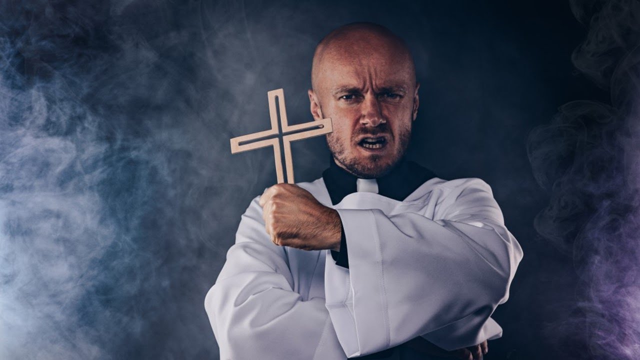 ¿Qué es un EXORCISMO? - YouTube