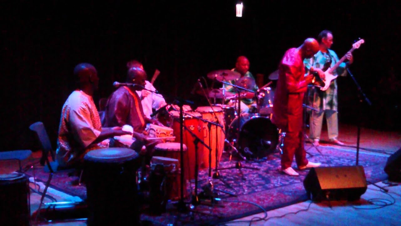 Niani Idy Ciss and Kolaam live at the Old Town School of Folk Music ...