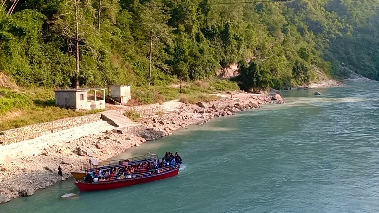 Steamboat at kaligandaki river in Setibeni Syangja Nepal - YouTube