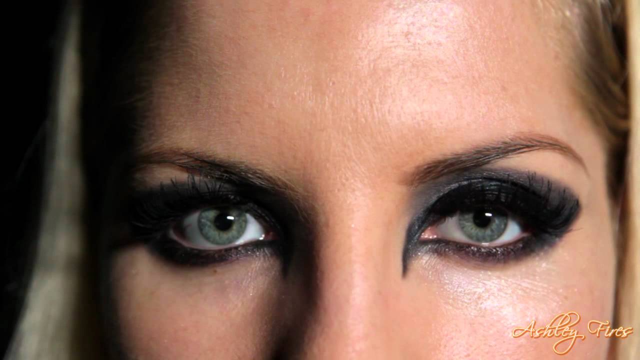 Ashley-Fires-Fembot-Trailer.mov - YouTube