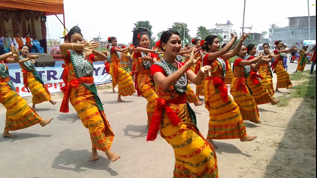 Boro traditional dance - YouTube