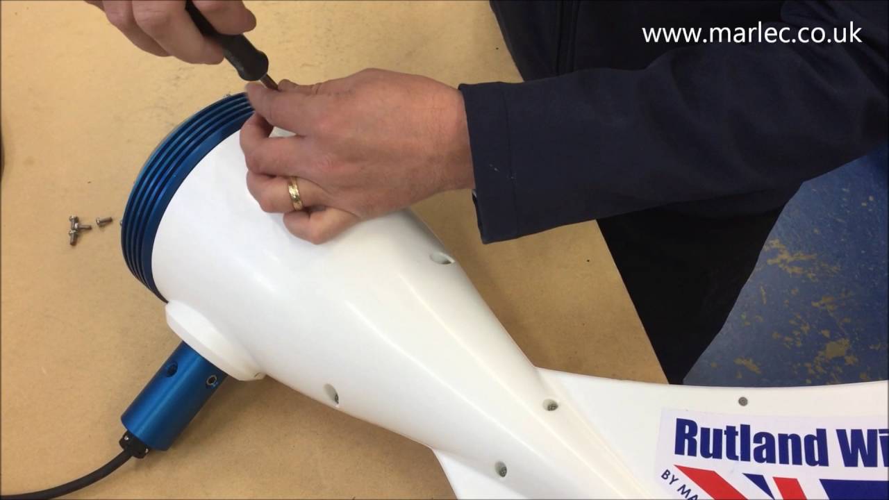 Rutland 1200 Nacelle Removal and Refitting - YouTube
