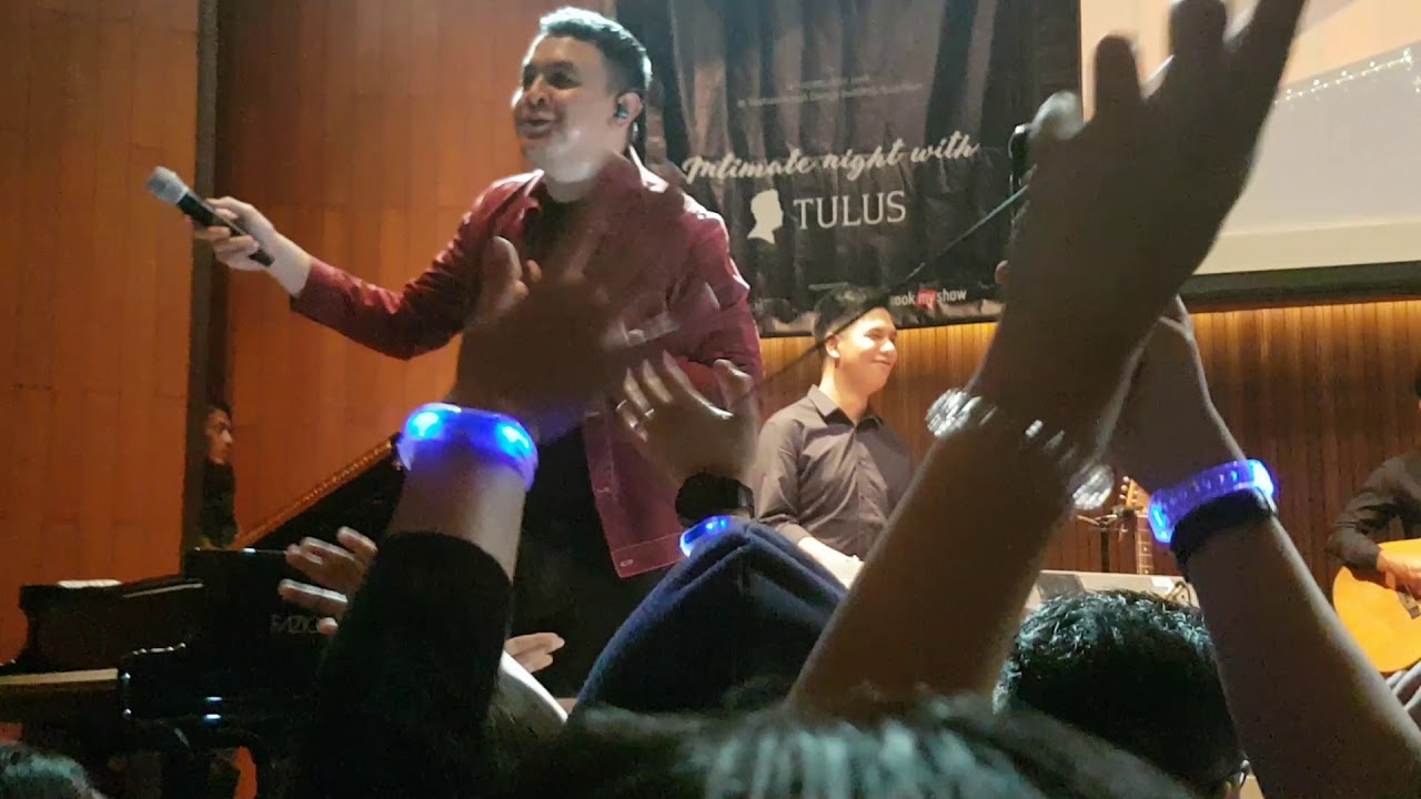 Tulus - Teman Hidup + Sewindu (Intimate Night with Tulus Concert - Live ...