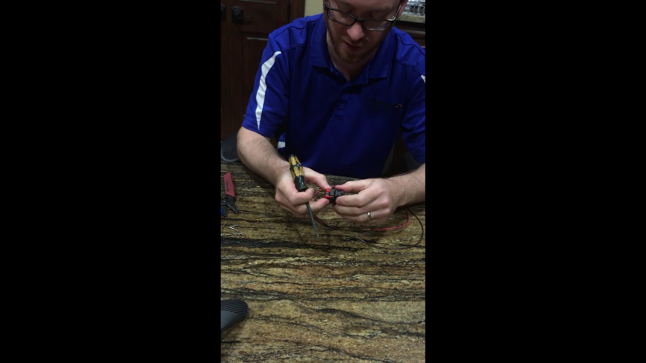 How to wire mCore SDR - YouTube