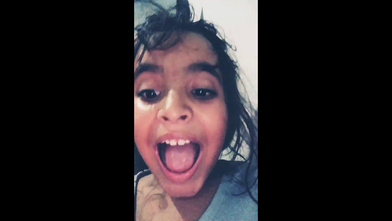 Lara - YouTube