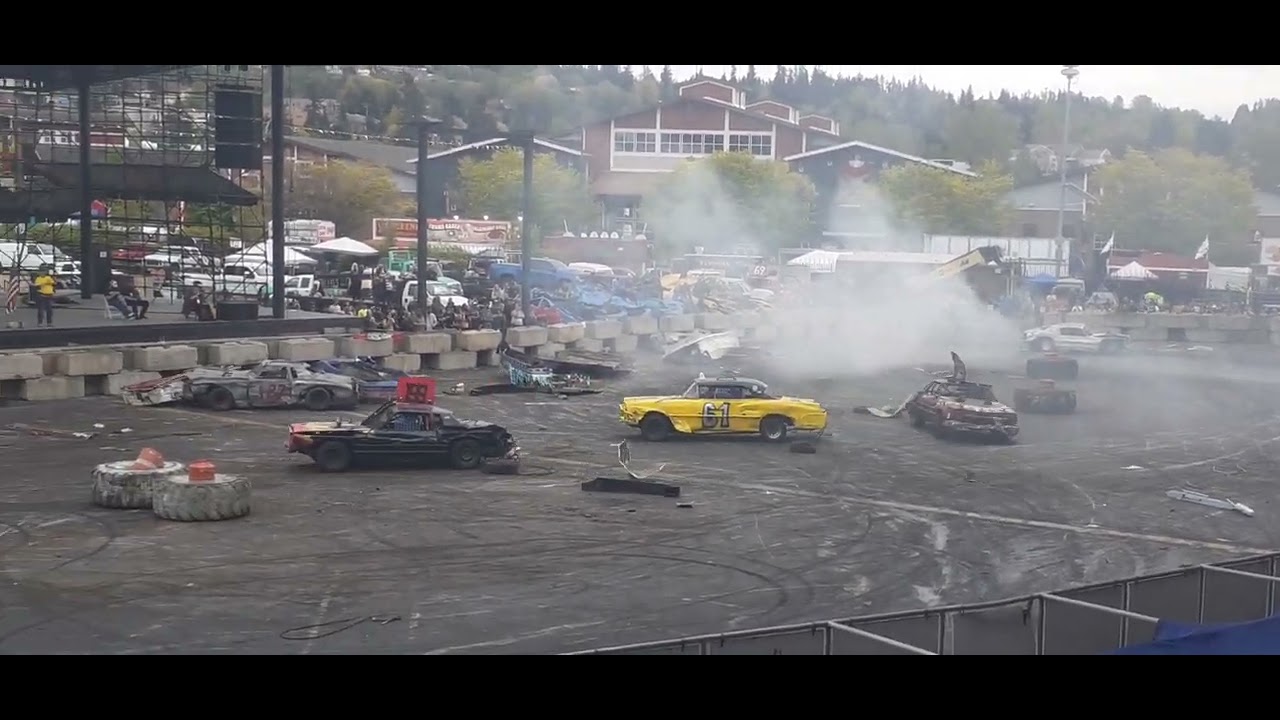 Slamfest Demolition Derby at Puyallup Spring Fair with boat races 2022 ...