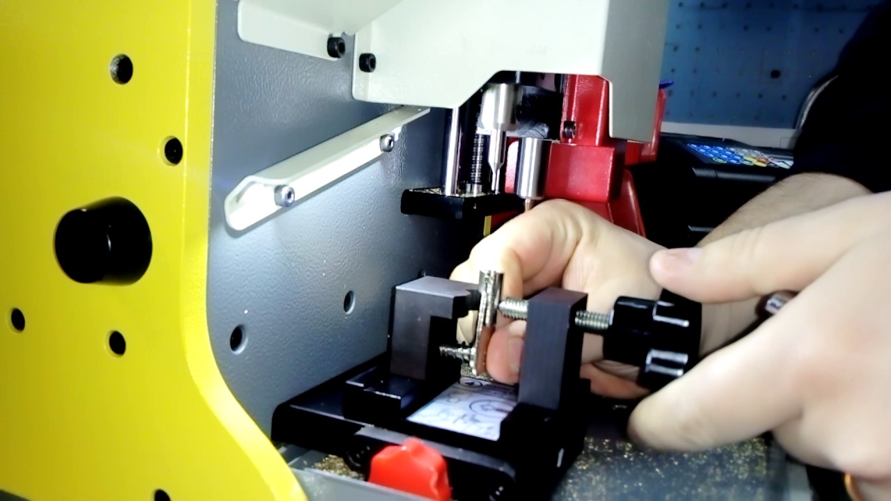 Tubular key cutting - YouTube