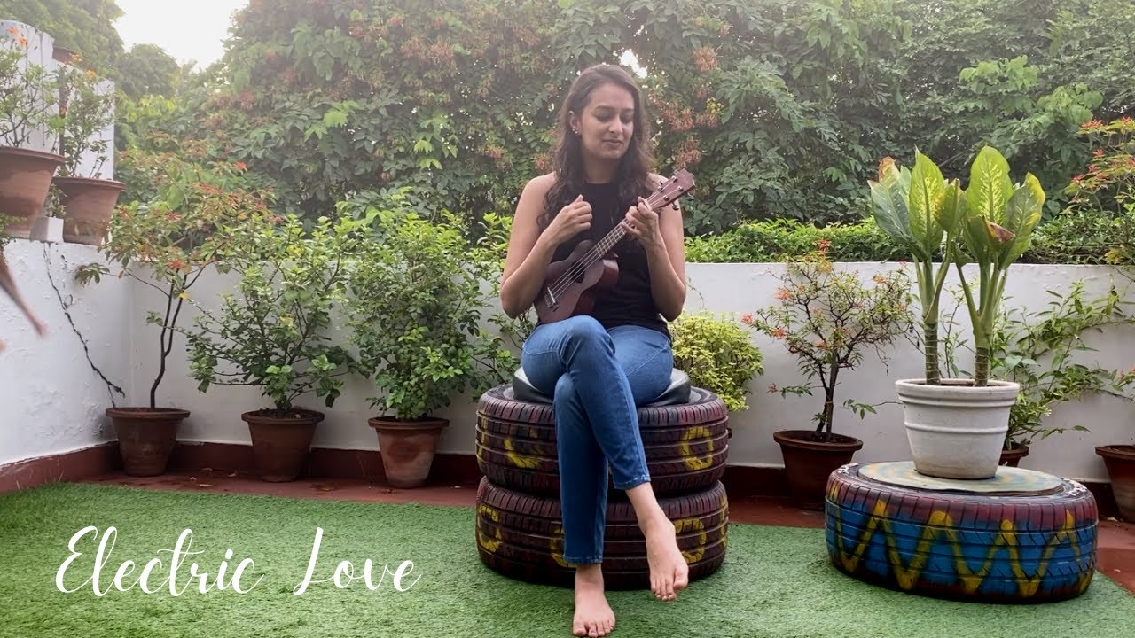 Electric Love - Borns (Ukulele Cover) - YouTube