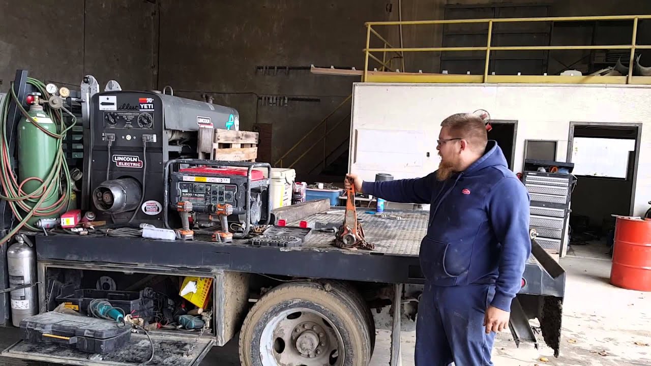 Dylans Welding Rig 98 Chevy 3500 HD and 58 SA200 - YouTube