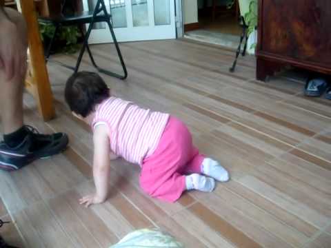 Emily Rueda 9 meses - YouTube