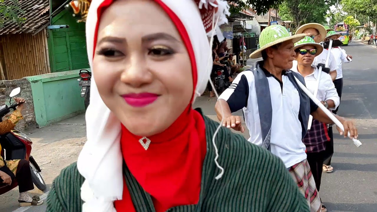 Kirab budaya "Bersih Desa Winongo" Rw 07..Part 3 - YouTube