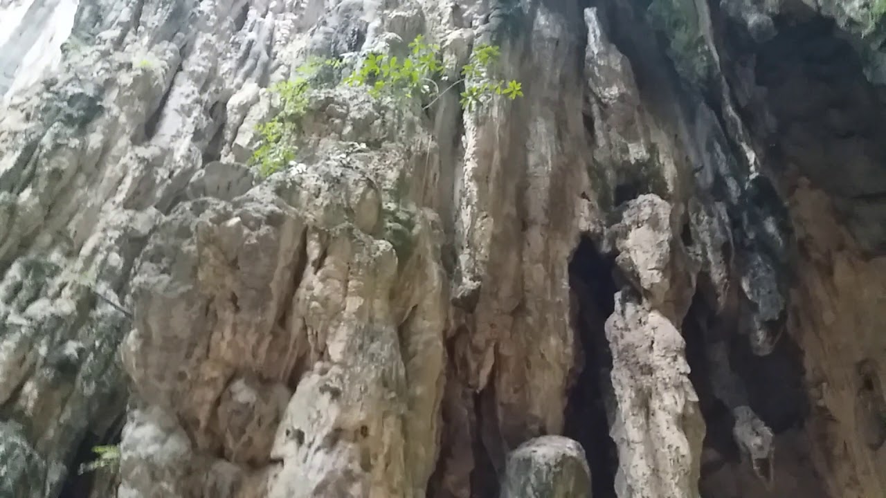 bato cave in Malaysia - YouTube