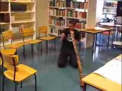 Didgeridoo with Kids - YouTube
