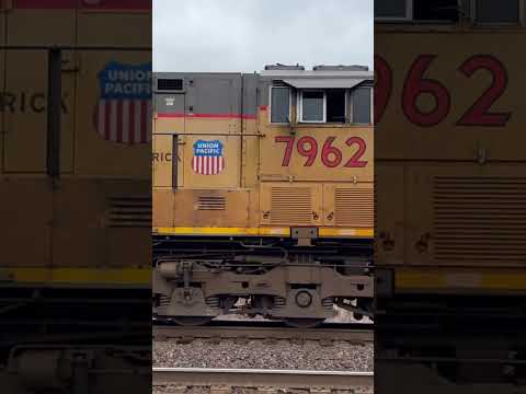 UP MNLAS departing the crew change - YouTube