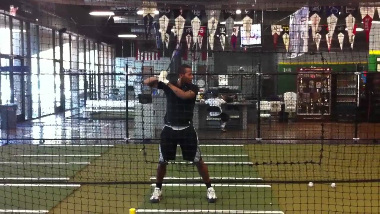 Emil Williams hitting at On Deck (4) - YouTube