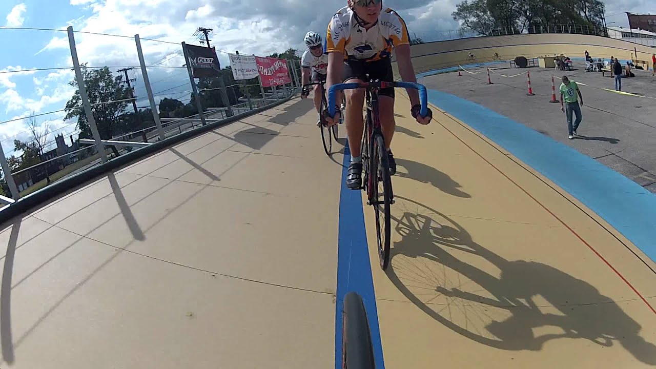 9.22.12 Cleveland Velodrome 'roll up'.MP4 - YouTube
