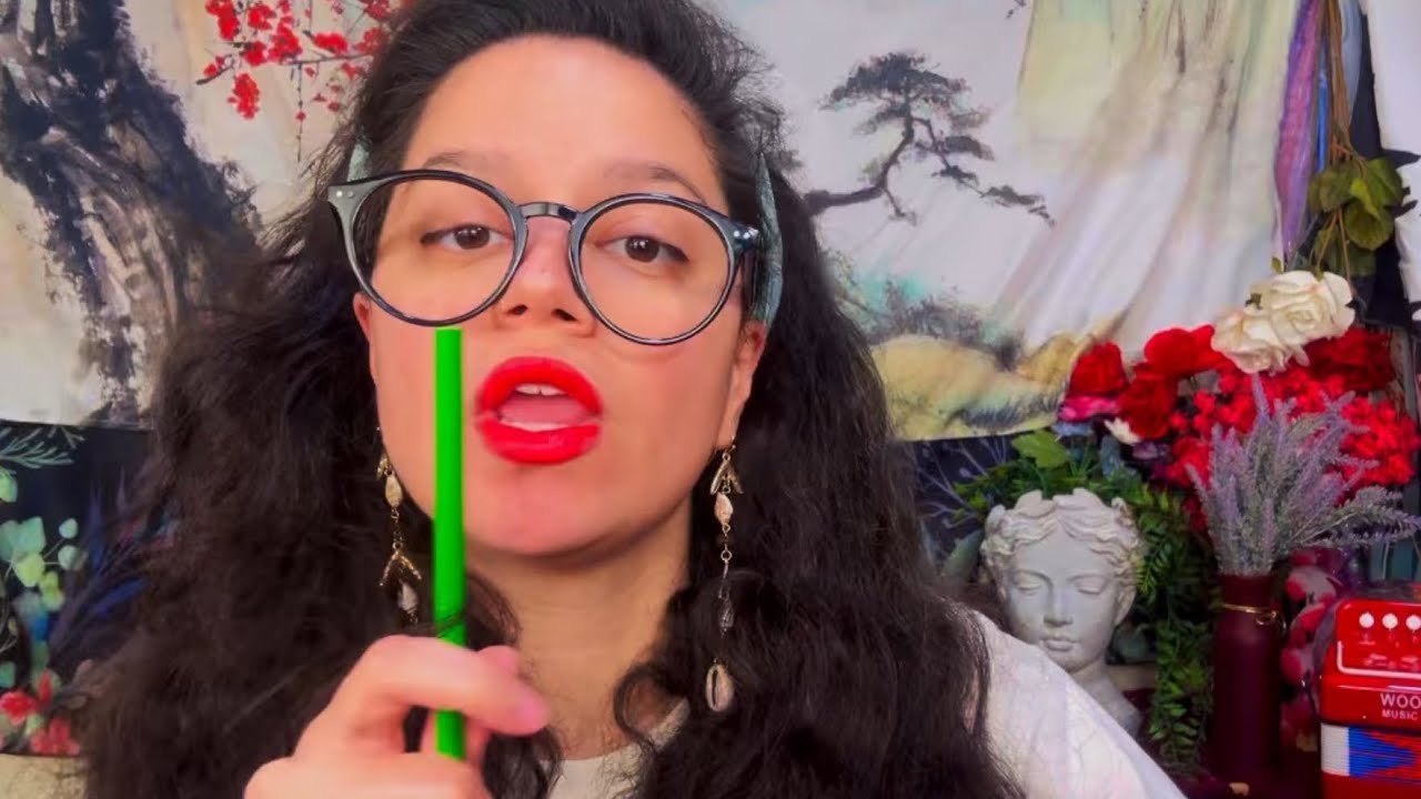 asmr • art student quickly sketches your face - YouTube