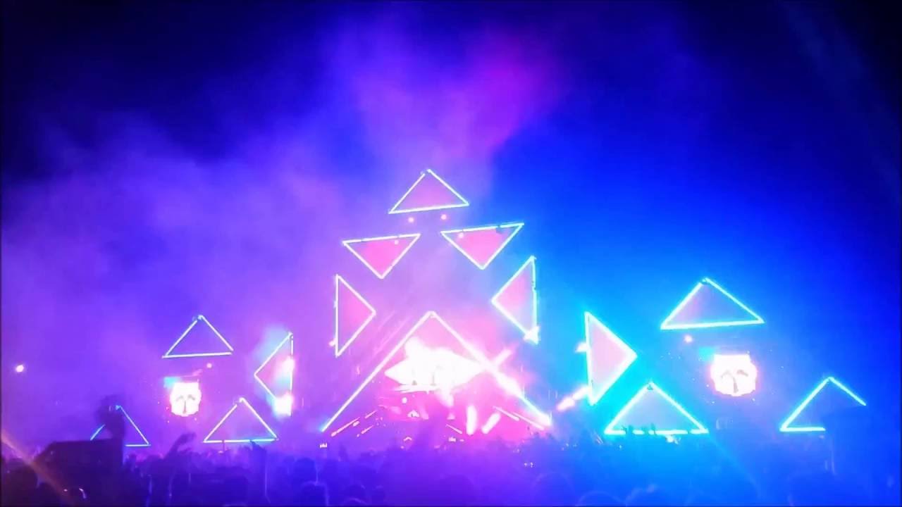 Hardwell 'Run Wild' ft. Jake Reese live at I AM Hardwell Germany ...