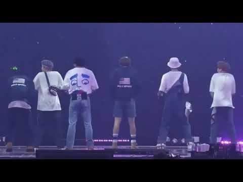 BTS - Boy with luv :: ( Soul Konser )