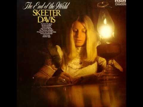 Skeeter Davis - Daddy Was An Old Time Preacher Man - YouTube