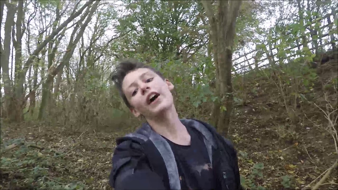 SPOOKY FOREST WALK!! - YouTube