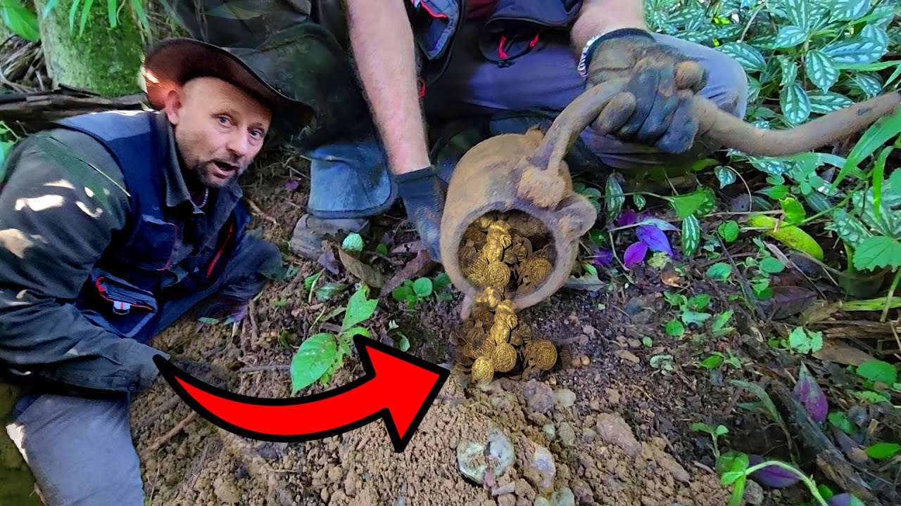 BOTIJA com OURO e PEDRAS PRECIOSAS encontrada - YouTube
