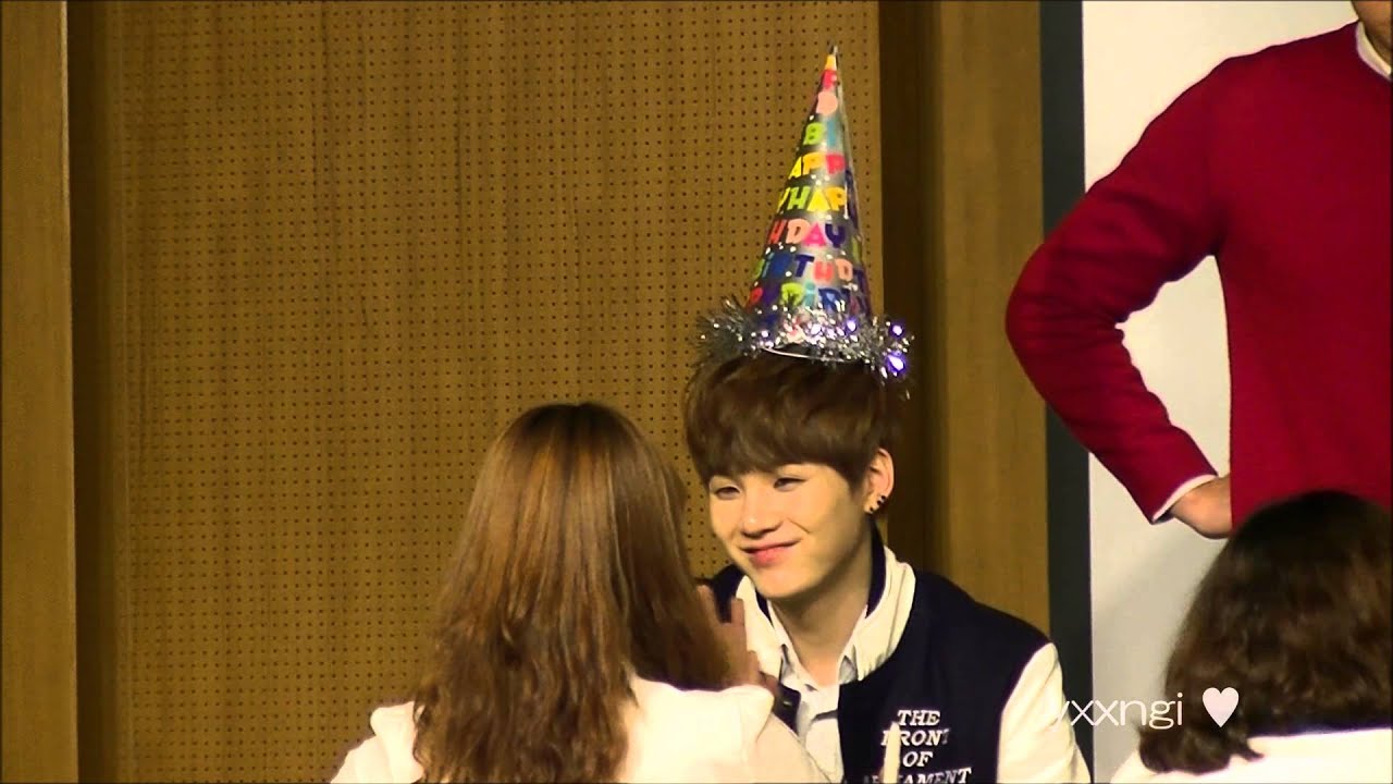 140307 방탄소년단 BTS fansign 여의도 SUGA focus - YouTube
