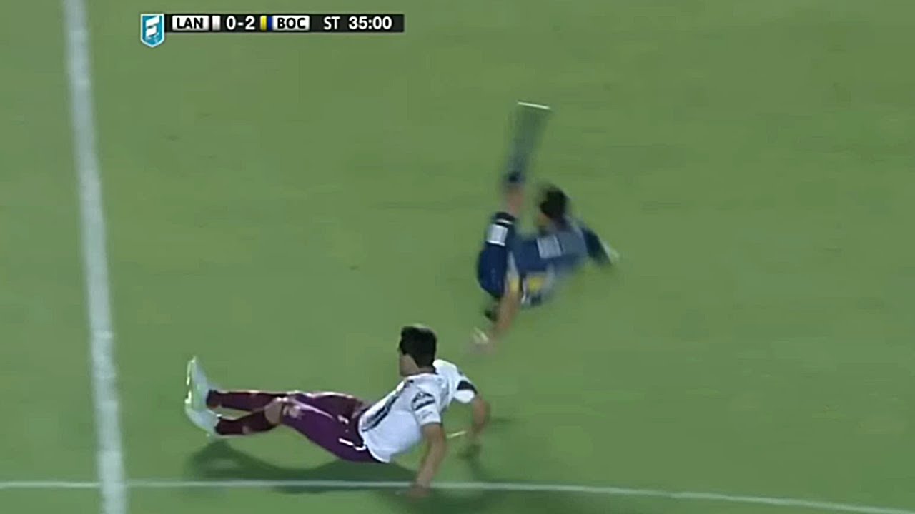 PATADAS INOLVIDABLES EN EL FÚTBOL ARGENTINO... - YouTube